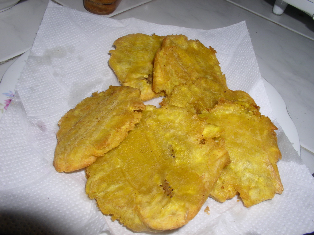 Like to cook Colombian food? Patacones is easy to prepare